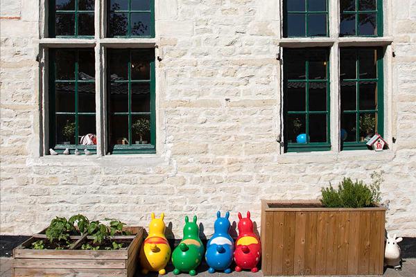 Unique Learning Environments | International Montessori Schools