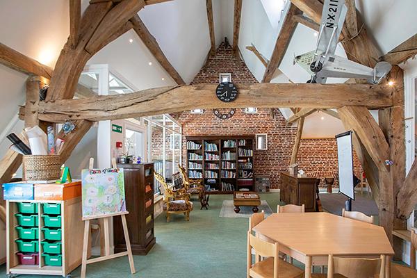 Unique Learning Environments | International Montessori Schools
